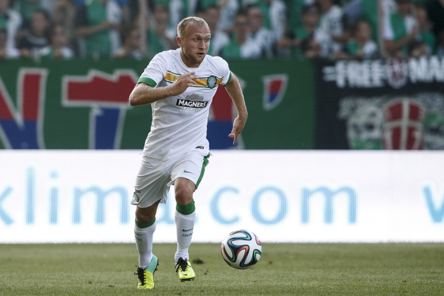 Dylan McGeouch names Celtic star he faced who is Premier League level ...